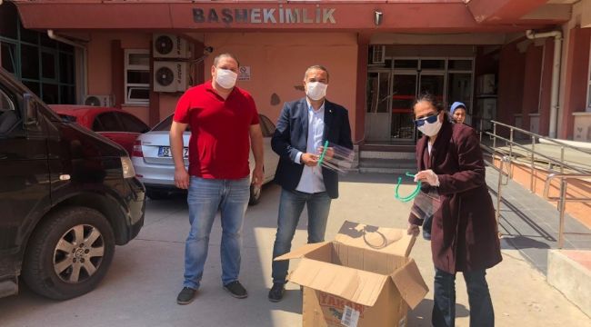 CHP Aliağa İlçe Teşkilatı yüz siperliği dağıttı - Sağlık - İzmir gündemi CHP Aliağa İlçe Teşkilatı yüz siperliği dağıttı - Sağlık - İzmir gündemi