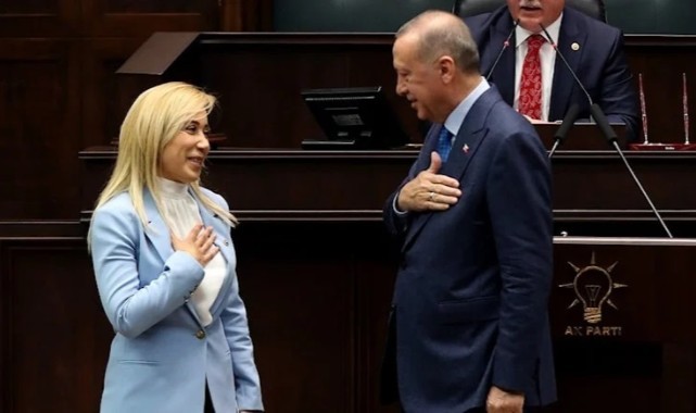 Dürüstlük dersi veren AKP’li Tuba Vural Çokal’a eski sözleri ... Dürüstlük dersi veren AKP’li Tuba Vural Çokal’a eski sözleri ...